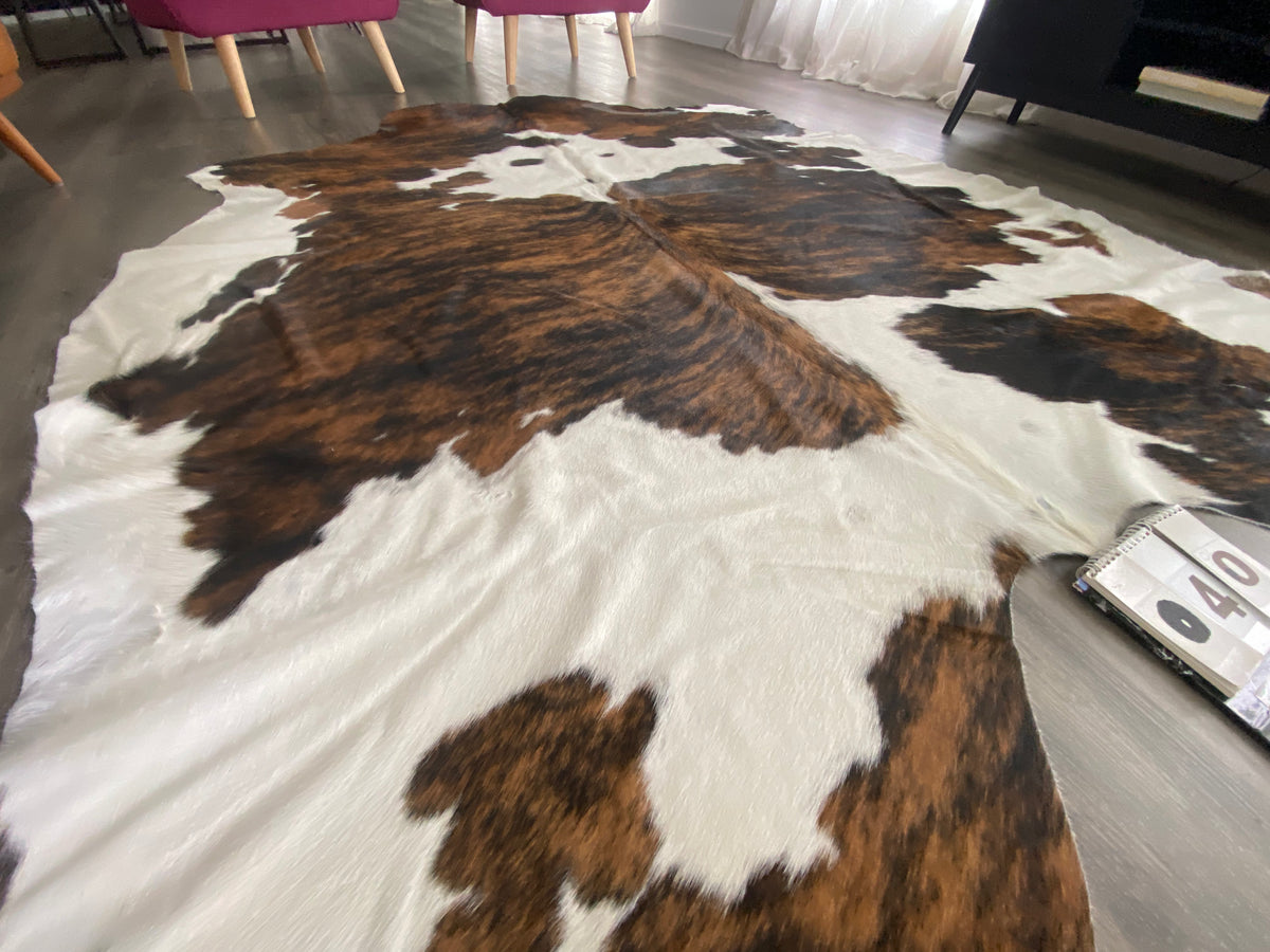 40. Tri colour Cowhide – Cowhides Australia